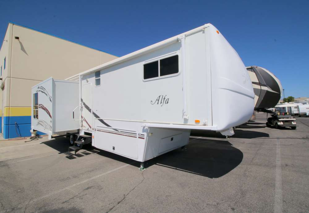 Used Alfa trailers for sale - TrailersMarket.com