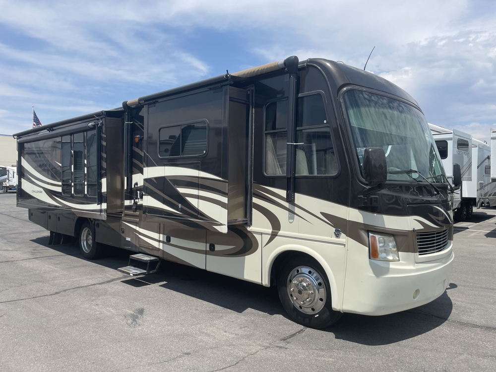 2013 Thor Challenger 37KT - Stock #2562977 | Draper, UT | Camping World