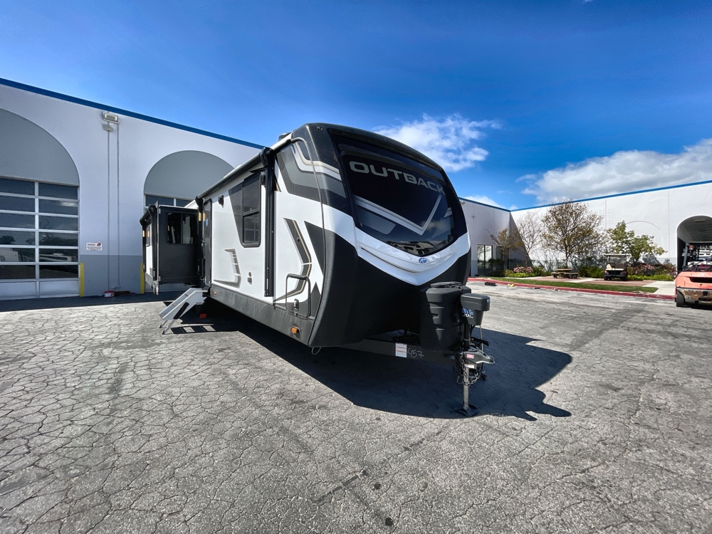 2025 Keystone Outback 328RL - Stock #2501879 | Newhall, CA | Camping World
