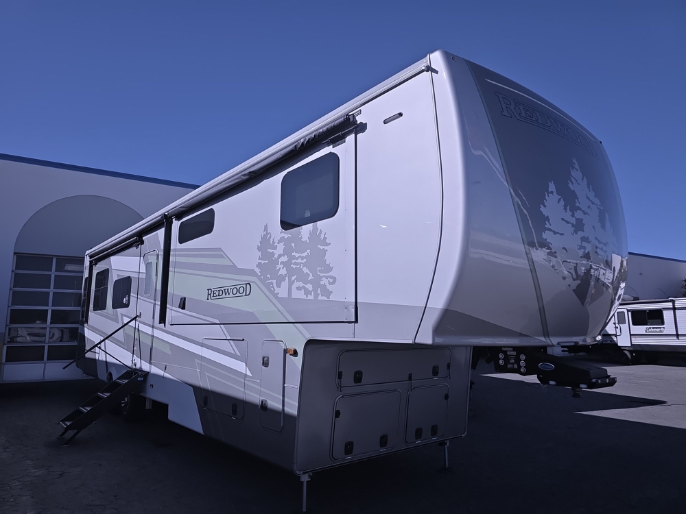 2026 Crossroads Redwood 371RL - Stock #2607757 | Newhall, CA | Camping ...