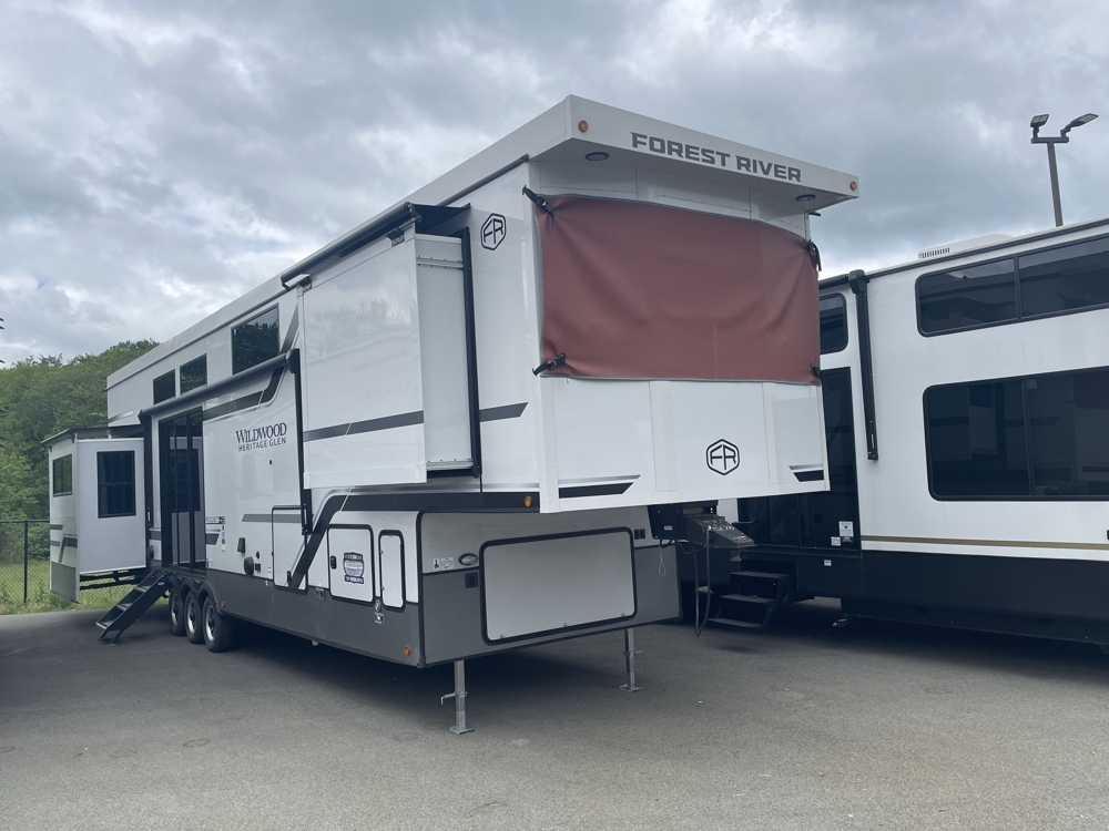 2025 Forest River Wildwood Heritage Glen ROOST43 - Stock #2441777 ...