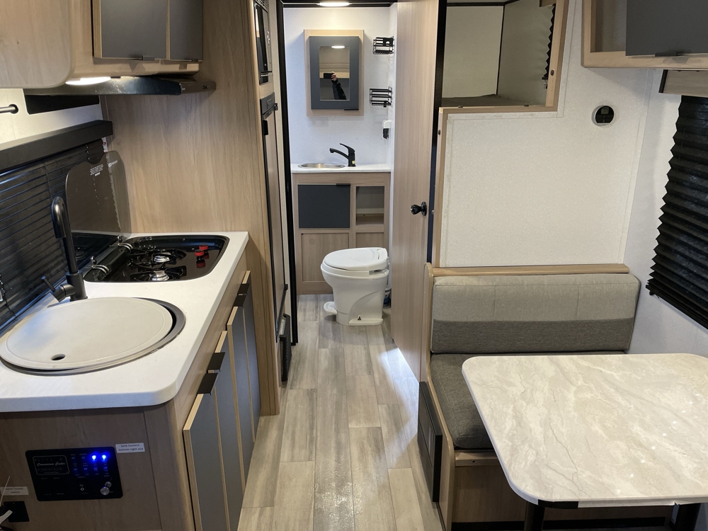 2022 Cruiser Rv Hitch 17BH - Stock #2519316 | Apollo, PA | Camping World