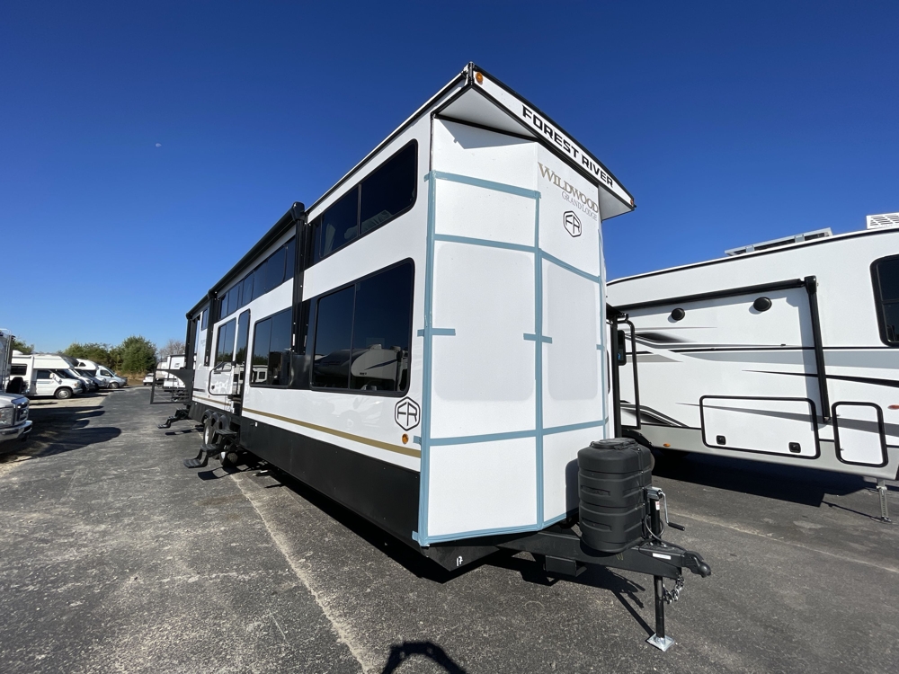 2025 Forest River Wildwood Grand Lodge 42VERANDA - Stock #2449418 ...