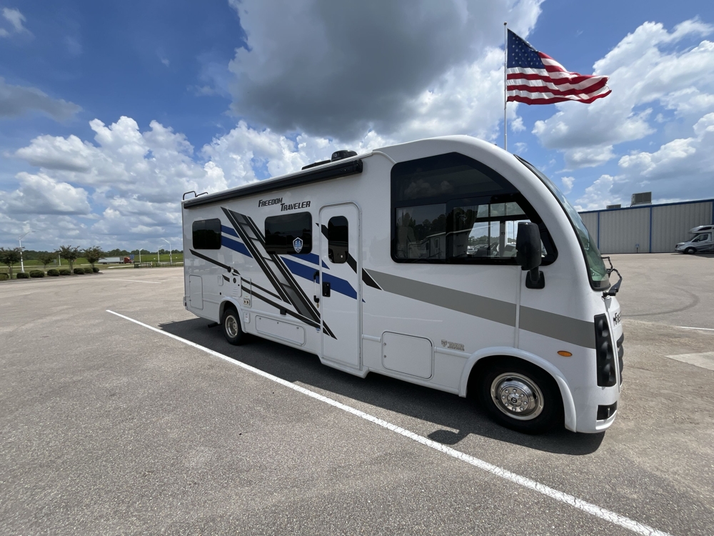 2026 Thor Freedom Traveler A24 - Stock #2466767 | Biloxi, MS | Camping World