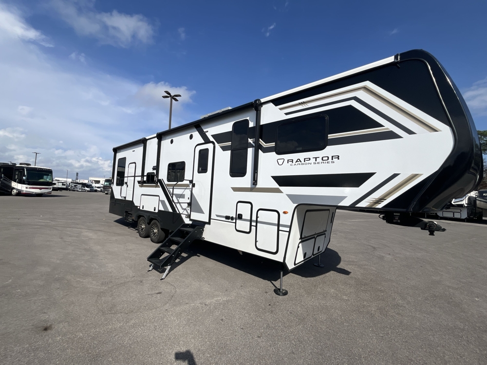 2026 Keystone Carbon 338 - Stock #2600717 | Biloxi, MS | Camping World