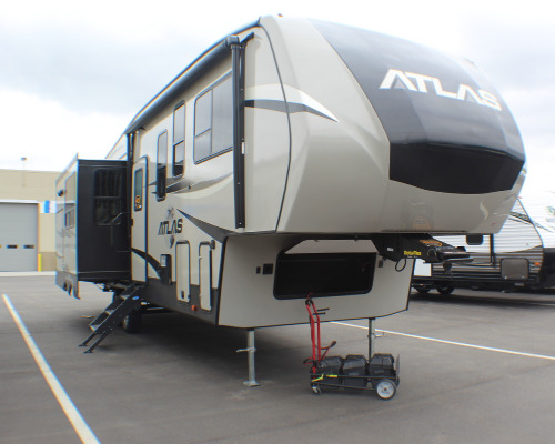 New or Used Fifth Wheel Campers For Sale - Camping World RV Sales