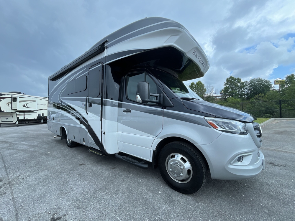2023 Entegra Coach Qwest 24R - Stock #2573979P | Branson, MO | Camping ...