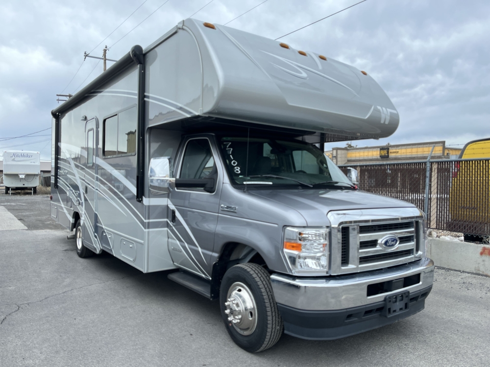 2025 Winnebago Minnie Winnie 26T - Stock #2313199 | Bend, OR | Camping ...