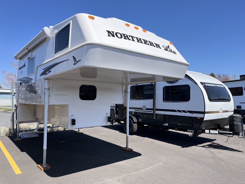 2025 Northern Lite Rv Northern Lite 9-6LEWB - Stock #2470071 | Bend, OR ...