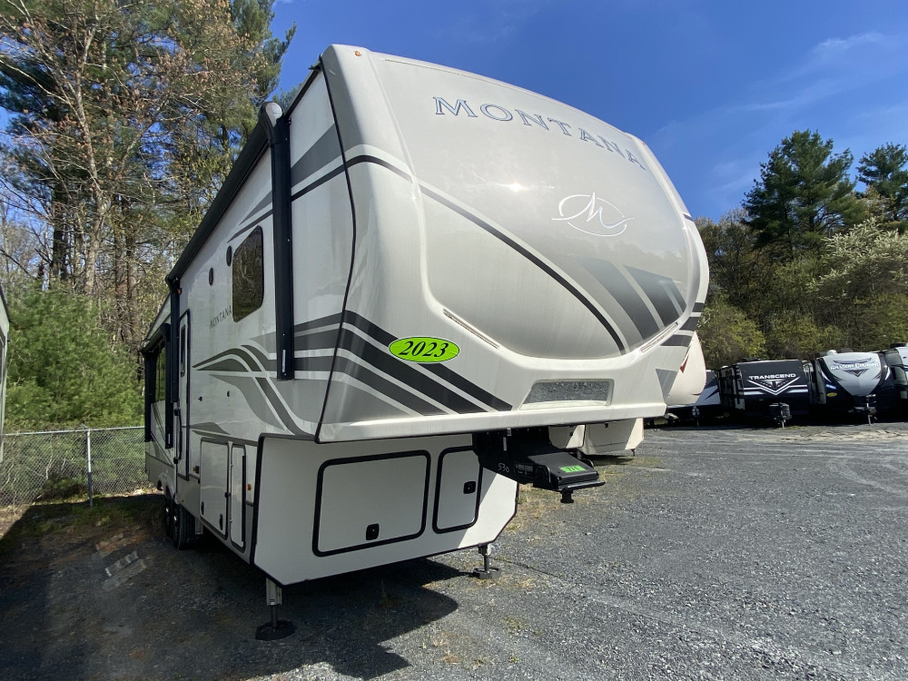 2023 Keystone Montana 3123RL - Stock #2541820Z | Berkley, MA | Camping ...