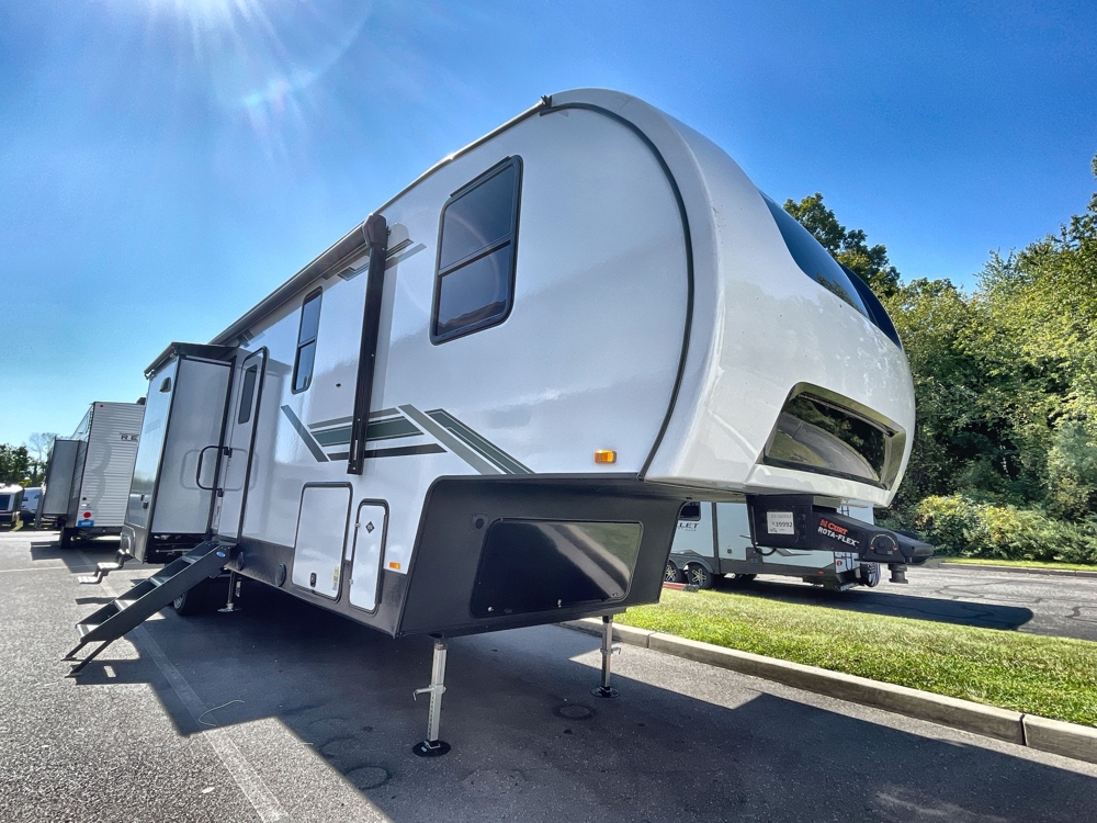 2025 Heartland Eddie Bauer Signature 3600LF - Stock #2377361 ...