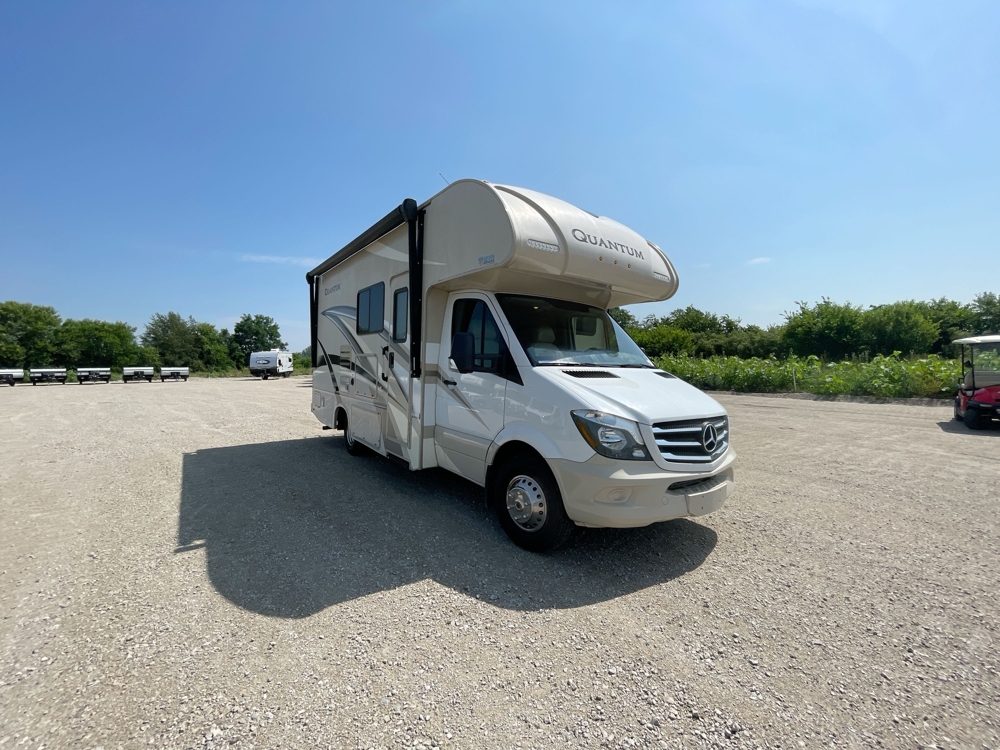 2019 Thor Quantum KM24 - Stock #2574106P | Braidwood, IL | Camping World
