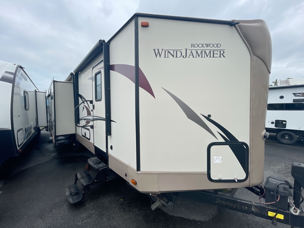 2017 Forest River Rockwood Windjammer 3025W - Stock #2540570Z | Hamburg ...