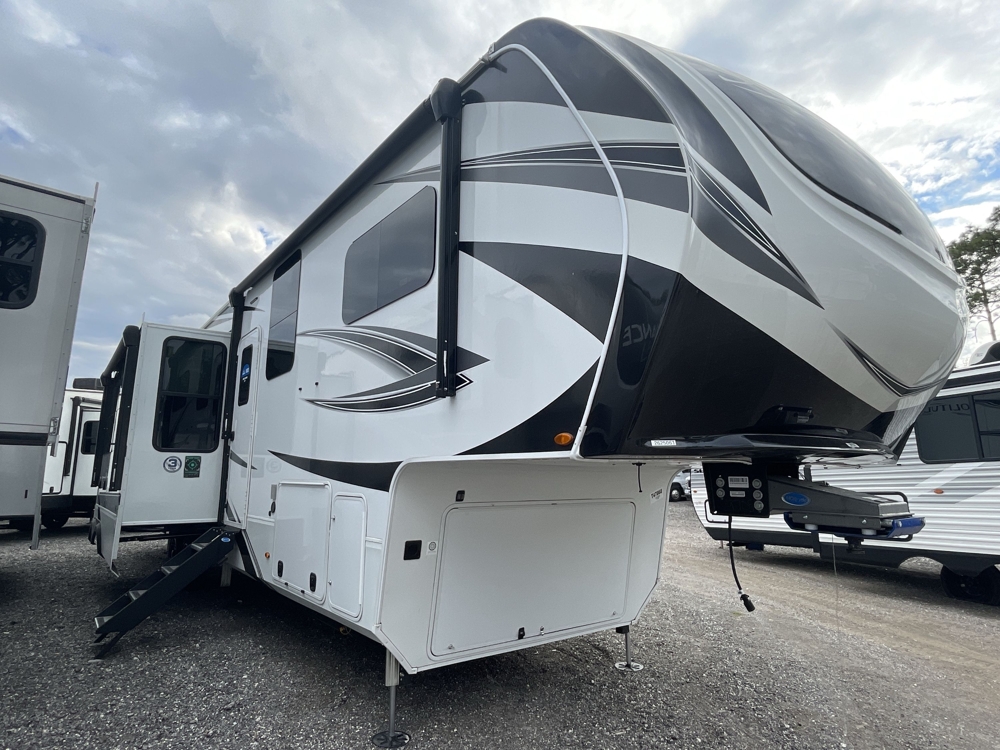 2025 Grand Design Solitude 391DL - Stock #2625061 | Brooksville, FL ...