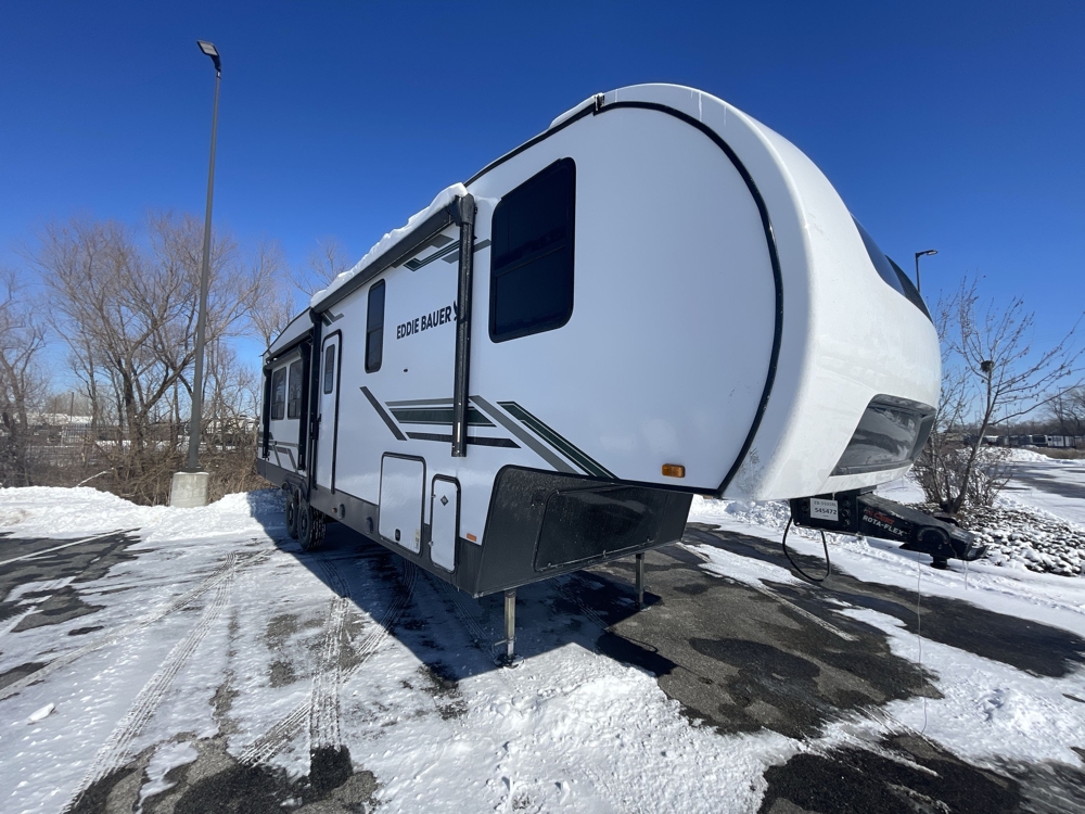 2025 Heartland Eddie Bauer Signature 3101RL - Stock #2475213 | Council Bluffs, IA | Camping World