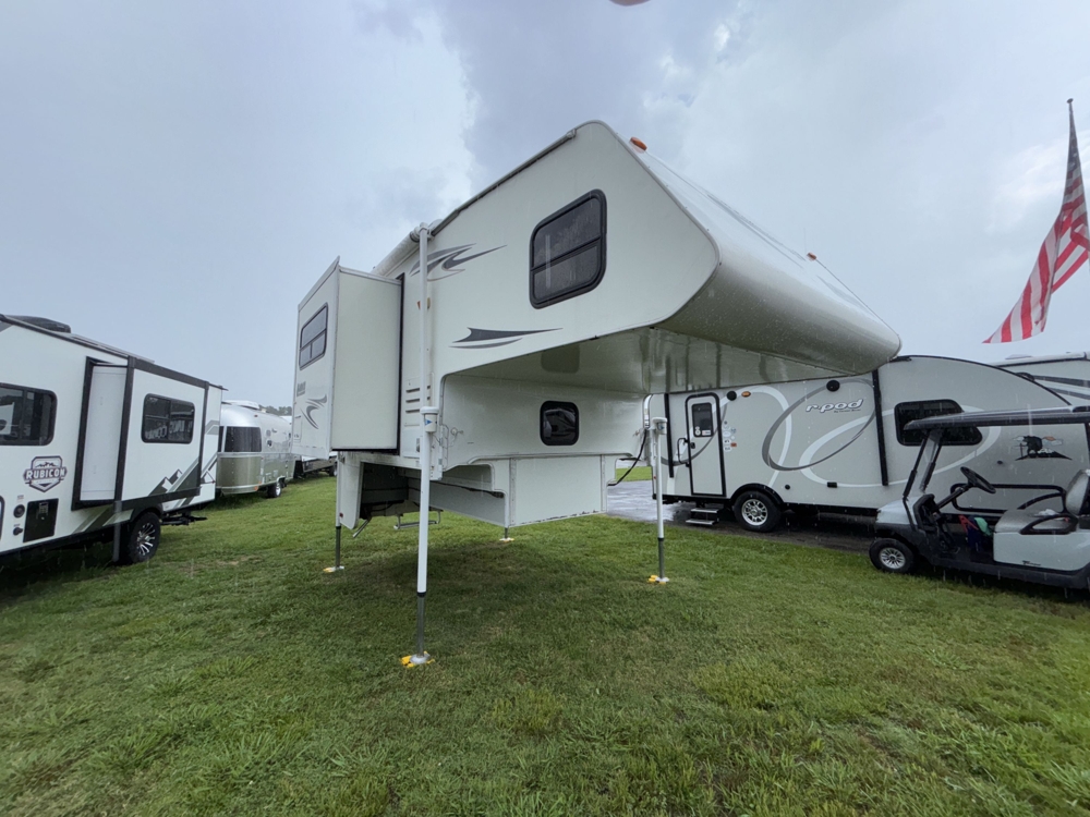 2009 Lance Lance 861 - Stock #2576269 | Chattanooga, TN | Camping World
