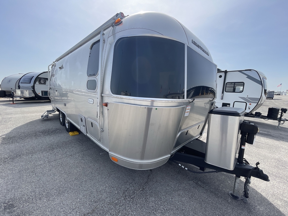 2023 Airstream Flying Cloud 25FB TWIN - Stock #2574981 | Alvarado, TX ...