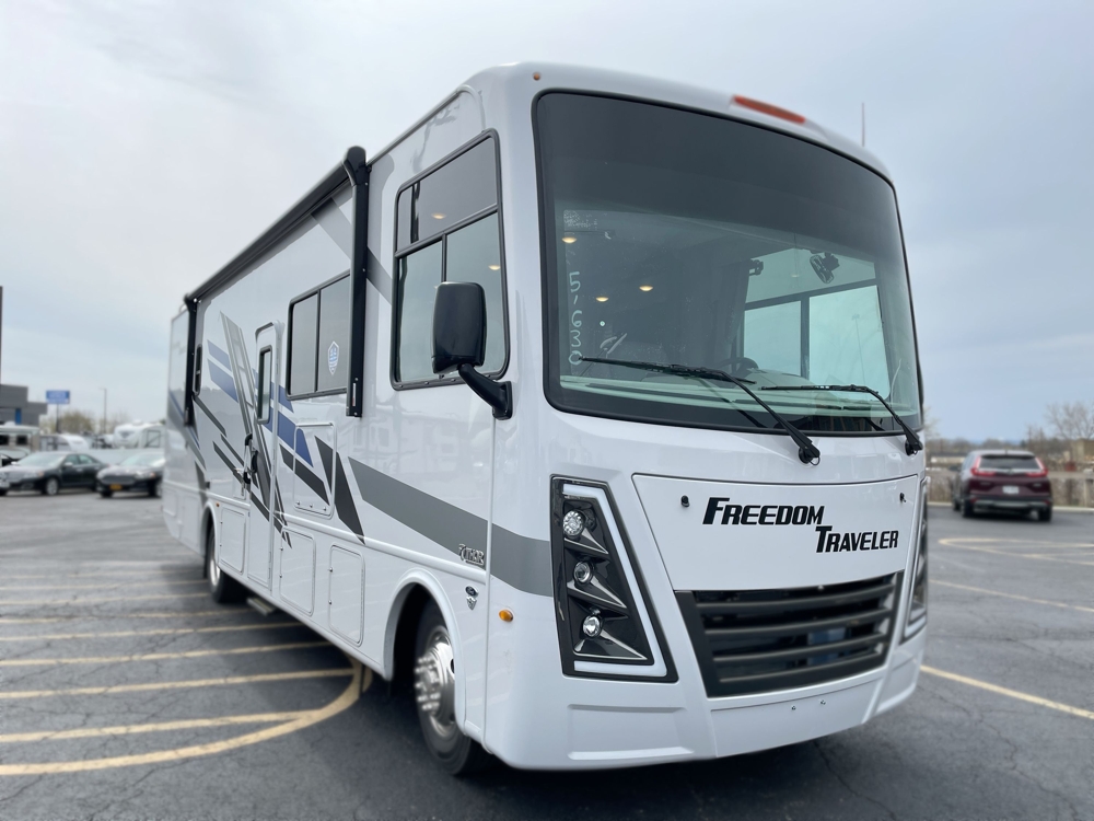 2025 Thor Freedom Traveler A32 - Stock #2294824 | Cicero, NY | Camping ...