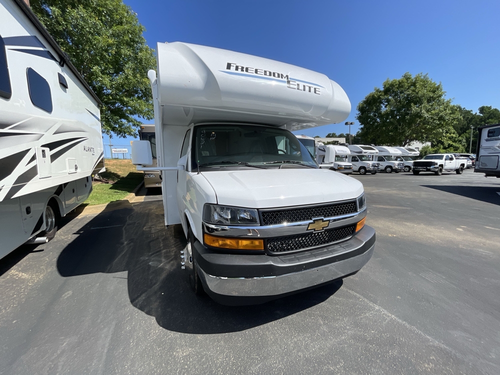 2026 Thor Freedom Elite 19HEC - Stock #2521184 | Columbia, SC | Camping World