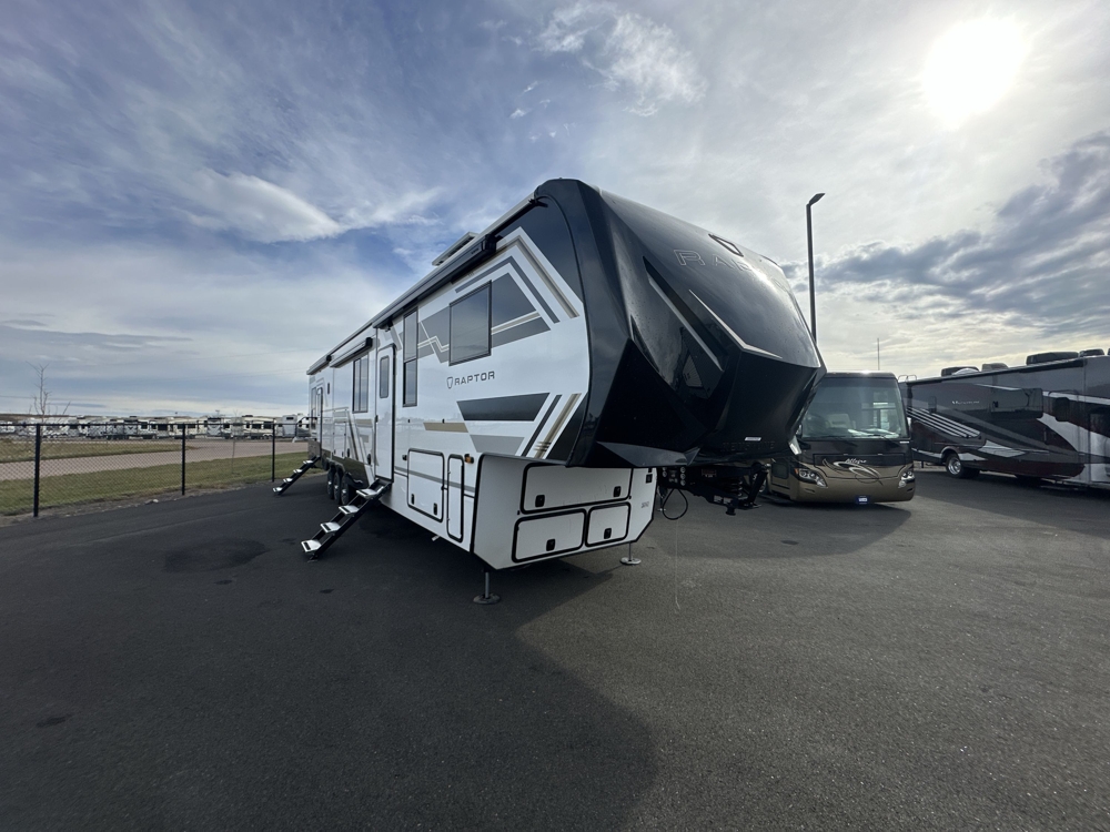2026 Keystone Raptor 433 - Stock #2558593 | Cheyenne, WY | Camping World