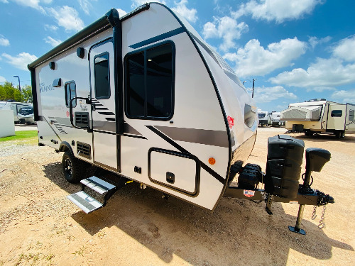 New or Used Winnebago Micro Minnie RVs for Sale - Camping World RV Sales