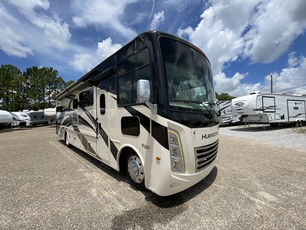 2022 Thor Hurricane 34R - Stock #2562366 | Dothan, AL | Camping World