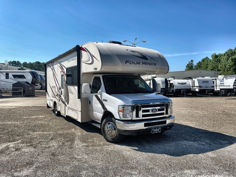 2019 Thor Four Winds 27R - Stock #2591497C | Dothan, AL | Camping World