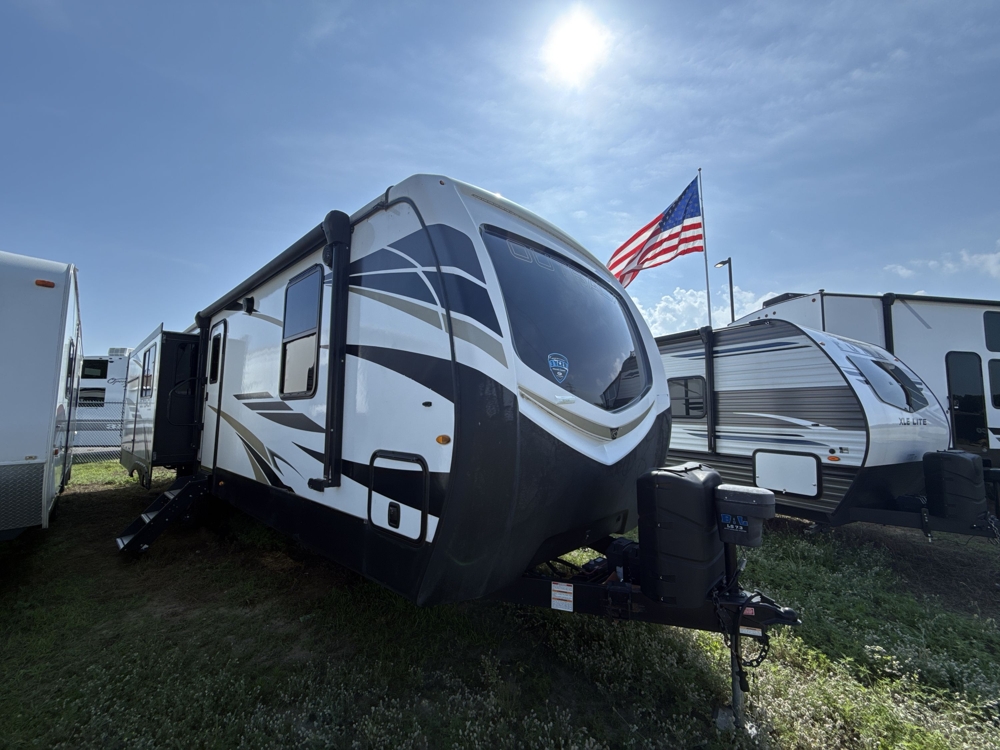 2022 Keystone Outback 330RL - Stock #2559611P | Elkhart, IN | Camping World