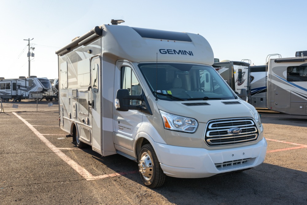 2017 Thor Gemini 23TR - Stock #2513558C | Surprise, AZ | Camping World