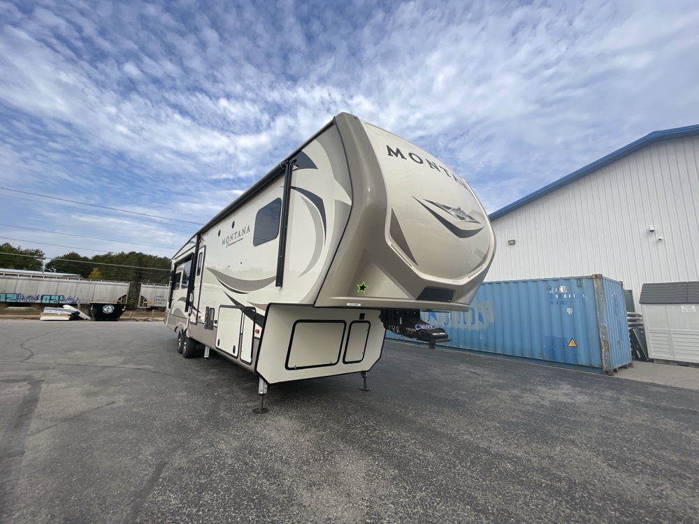 2019 Keystone Montana 3721RL - Stock #2415889 | Wauconda, IL | Camping ...