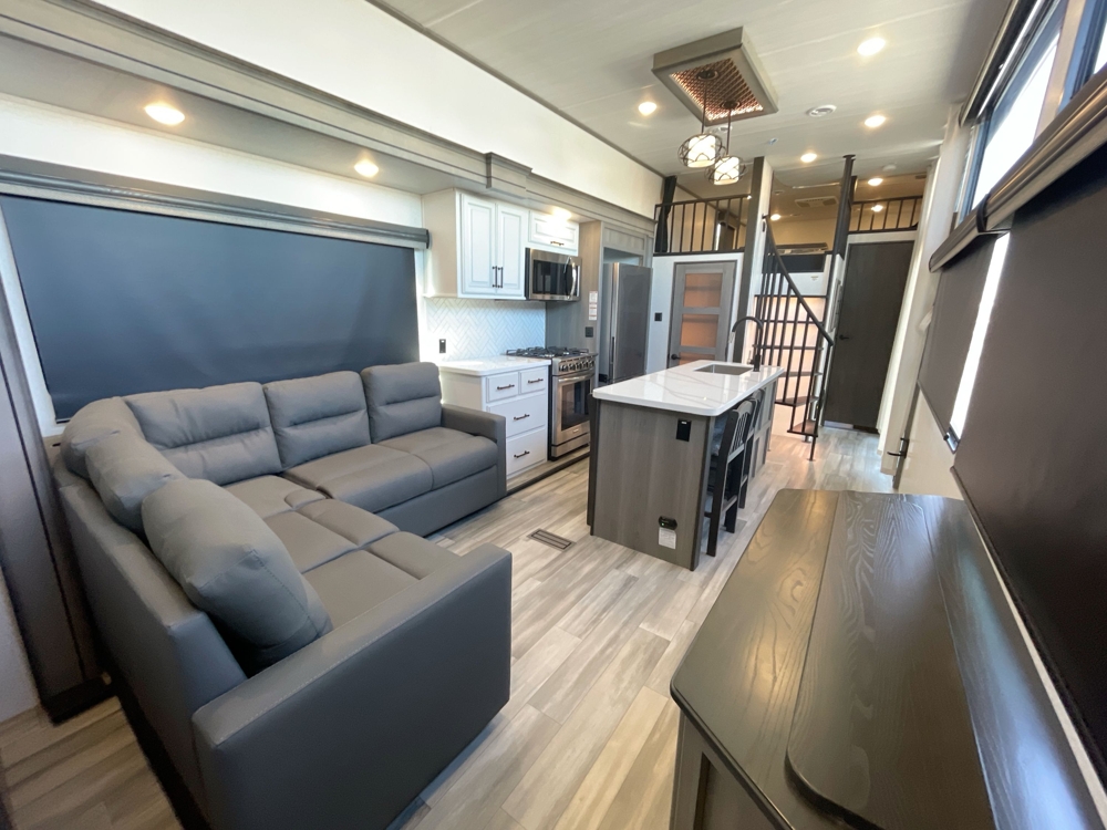 2025 Keystone Retreat 39CLDL - Stock #2490055 | French Camp, CA ...