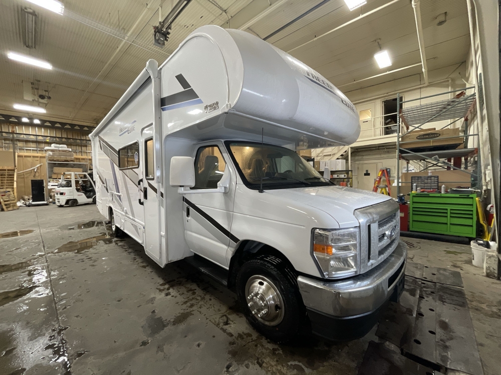 2025 Thor Freedom Elite 27HE - Stock #2396686 | West Fargo, ND ...
