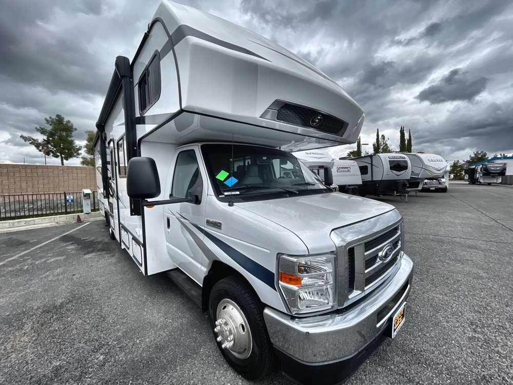 2023 Forest River Sunseeker Le 3250DSF - Stock #2533202 | Menifee, CA | Camping World