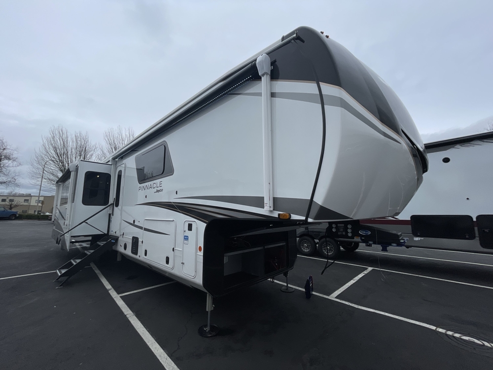 2026 Jayco Pinnacle 38FBRK - Stock #2637864 | Wood Village, OR ...