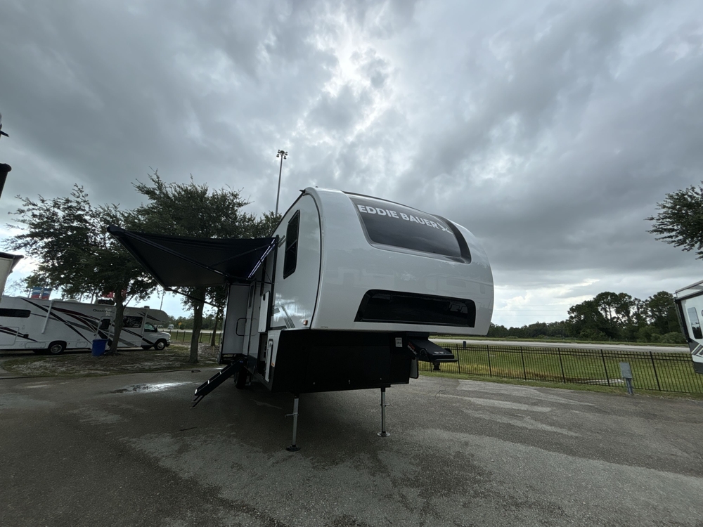 2025 Heartland Eddie Bauer Signature 3600LF - Stock #2377325 | Fort Myers, FL | Camping World