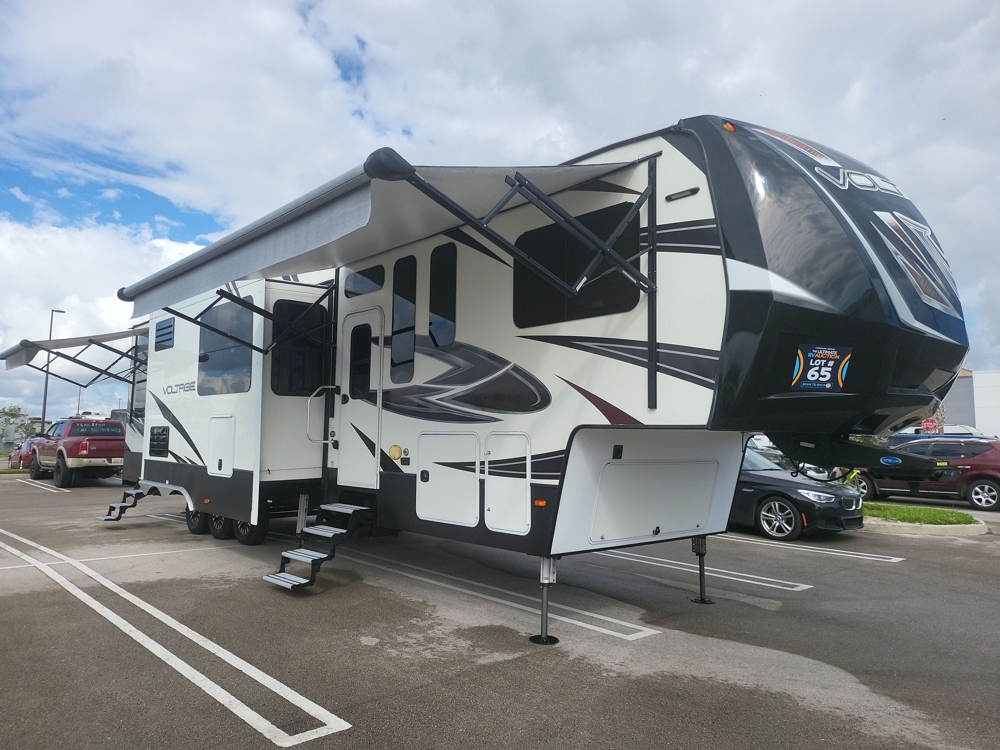 2017 Dutchmen Voltage Epic Series 4100 - Stock #2251767 | Bartow, FL ...