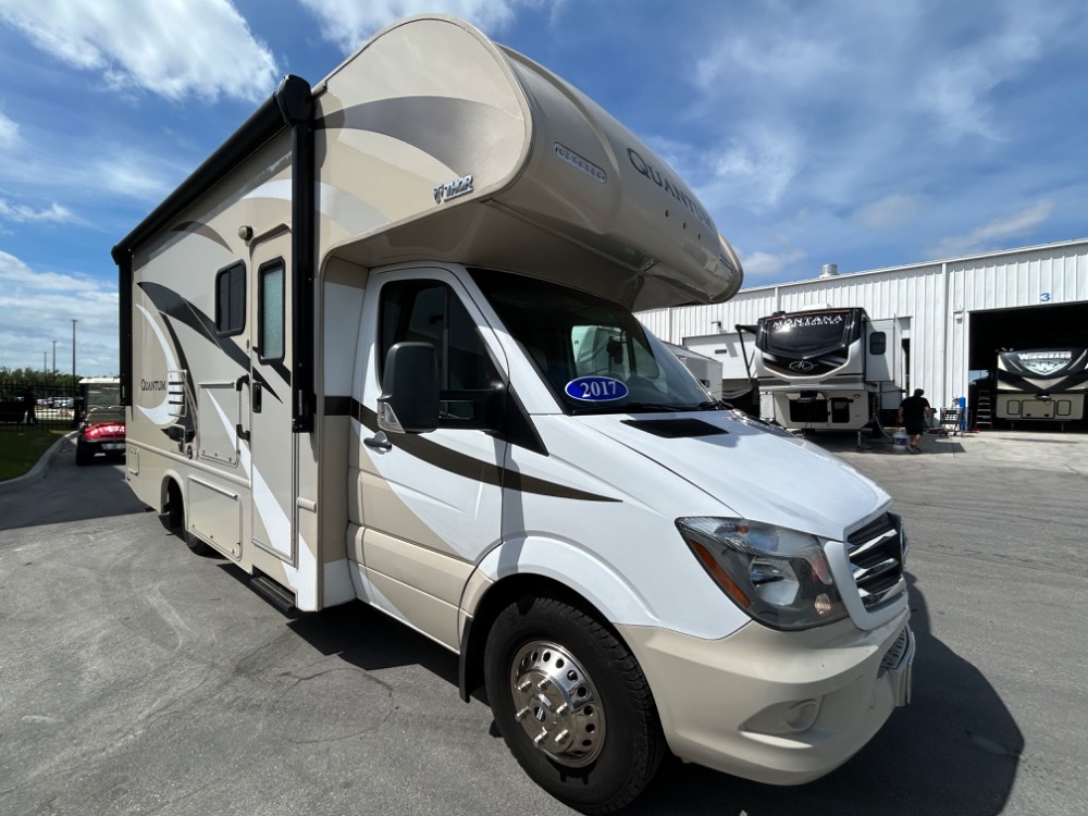 2017 Thor Quantum KM24 - Stock #2397079 | Jacksonville, FL | Camping World