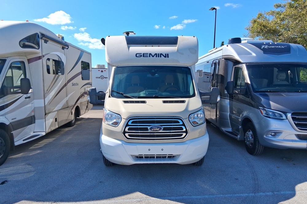 2018 Thor Gemini 23TR - Stock #2615765 | Fort Pierce, FL | Camping World