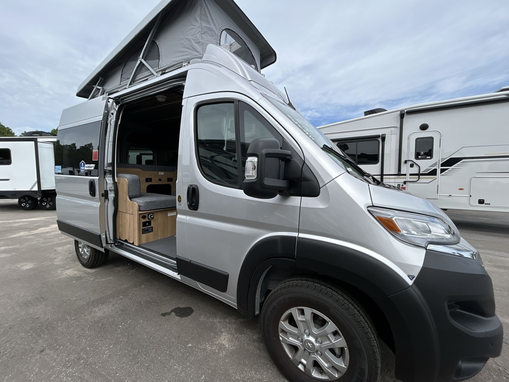 2026 Thor Freedom Elite 17D POP-TOP - Stock #2542442 | Gulf Breeze, FL ...