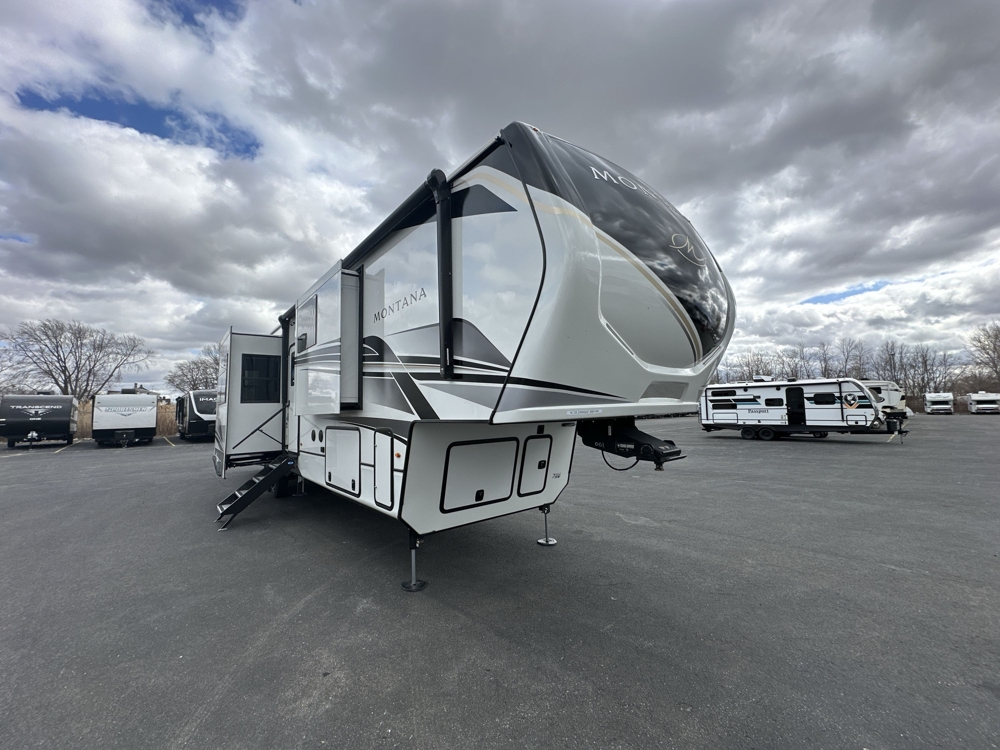 2025 Keystone Montana 3901RK - Stock #2495022 | Green Bay, WI | Camping ...