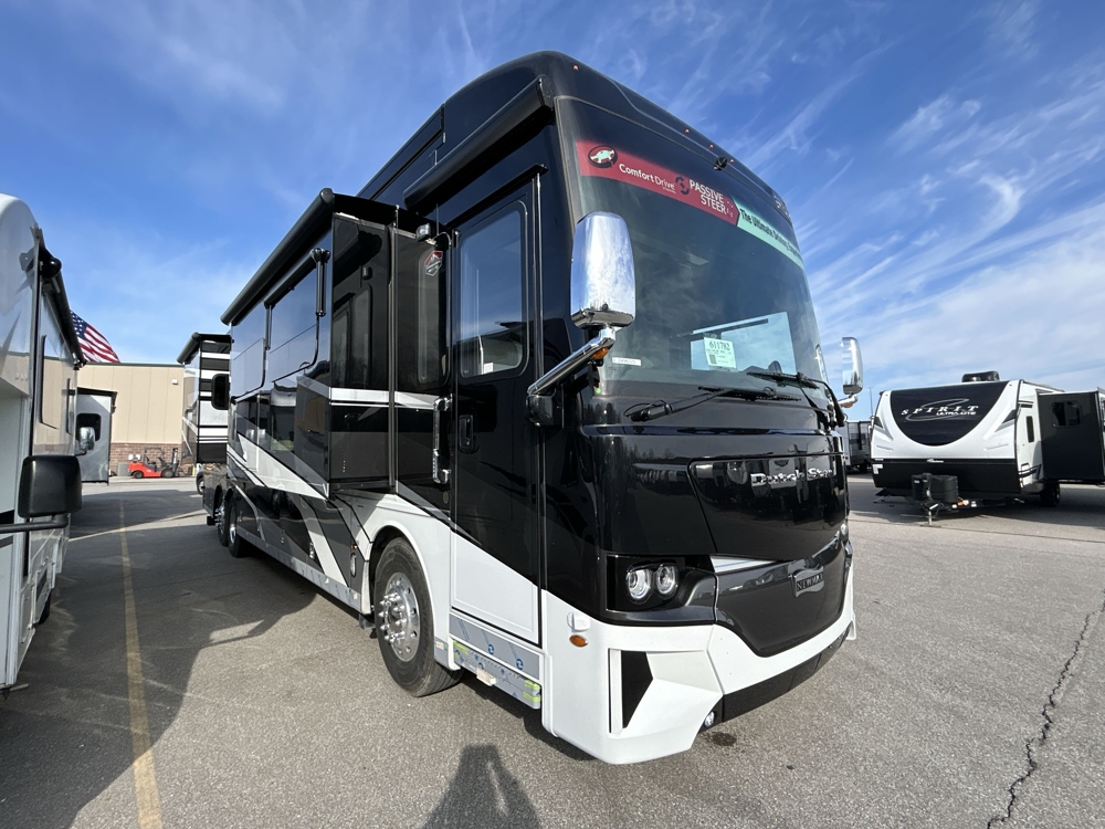 2025 Newmar Dutch Star 4081 - Stock #2496325 | Greenfield, IN | Camping World