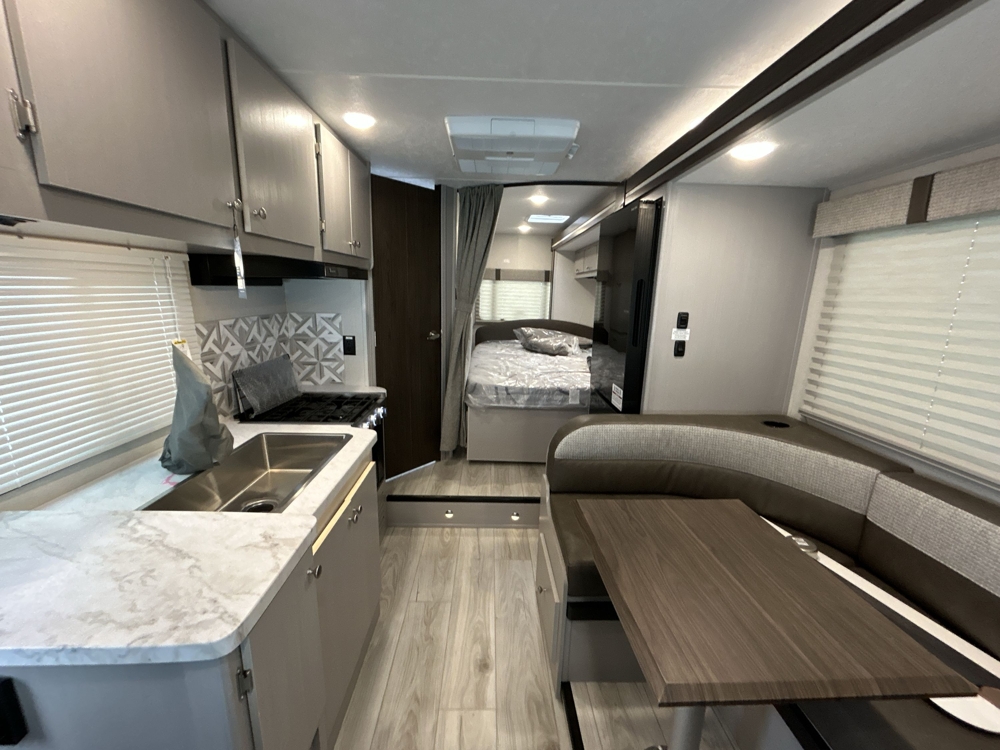 2025 Coachmen Freelander 23FS-E350 - Stock #2497570 | Greenfield, IN ...