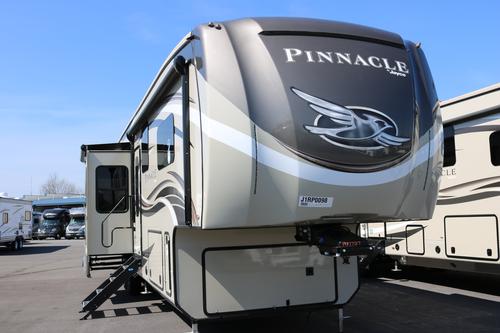 Jayco Pinnacle RVs for Sale - Camping World RV Sales