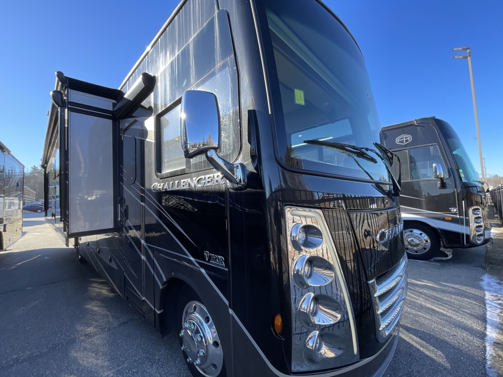 2022 Thor Challenger 35MQ - Stock #2624223 | Chichester, NH | Camping World