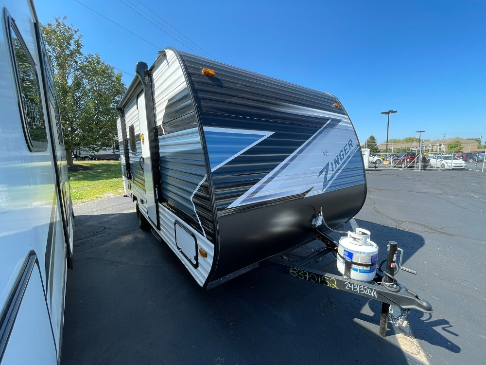 2025 Crossroads Zinger 18BH - Stock #2431320 | Greenwood, IN | Camping ...