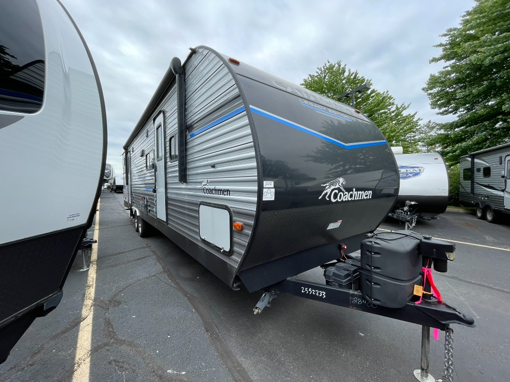 2023 Coachmen Catalina Legacy 323BHDSCK - Stock #2552233 | Greenwood, IN | Camping World
