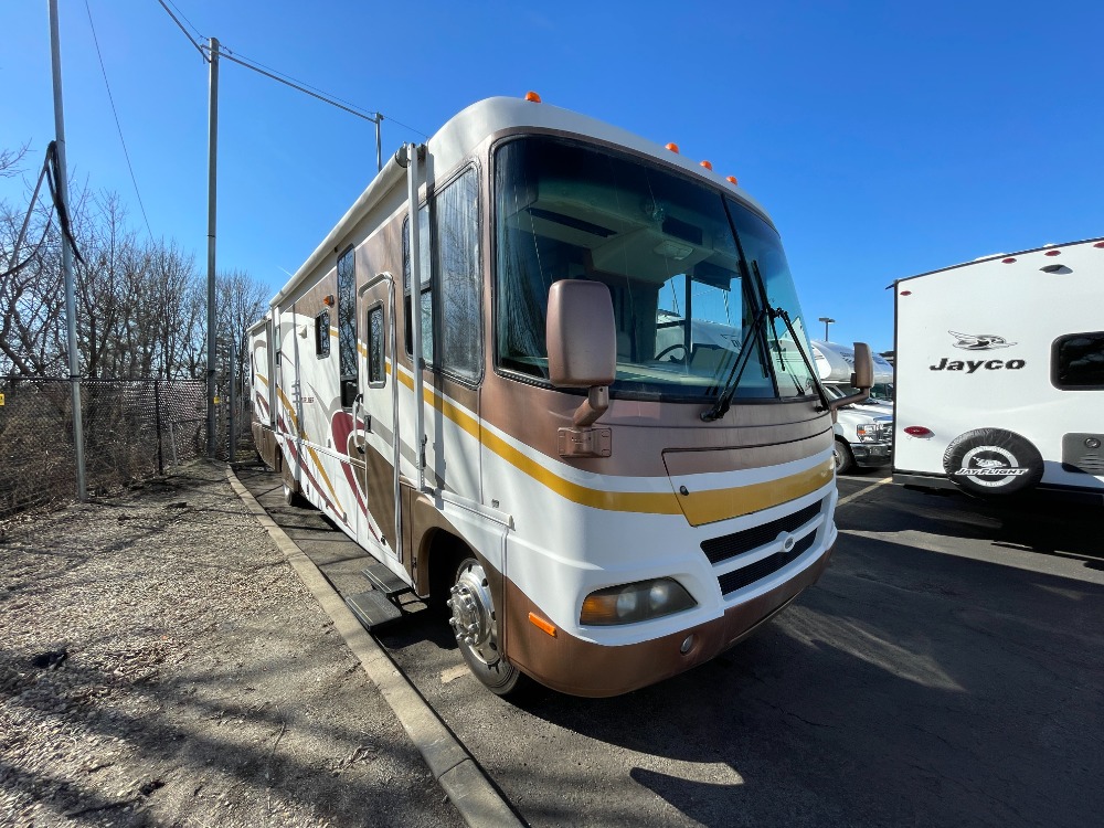 2005 Damon Intruder 377 - Stock #2621179Z | Greenwood, IN | Camping World