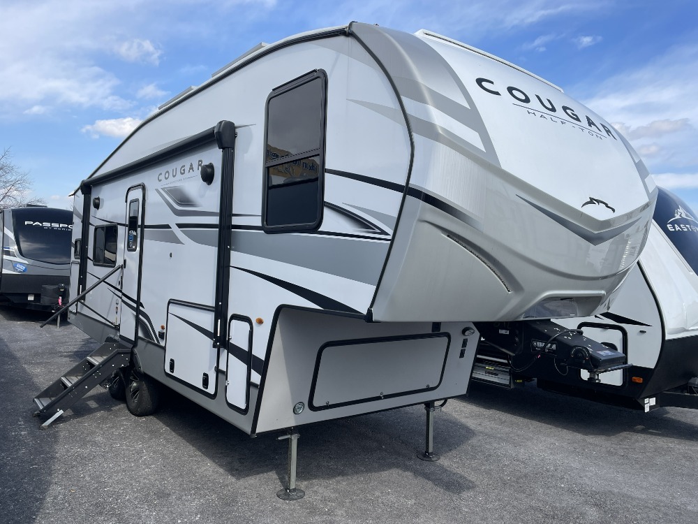 2024 Keystone Cougar 23MLE - Stock #2529289P | Roscoe, IL | Camping World