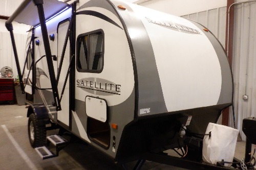 New or Used Starcraft Satellite RVs for Sale - Camping World RV Sales