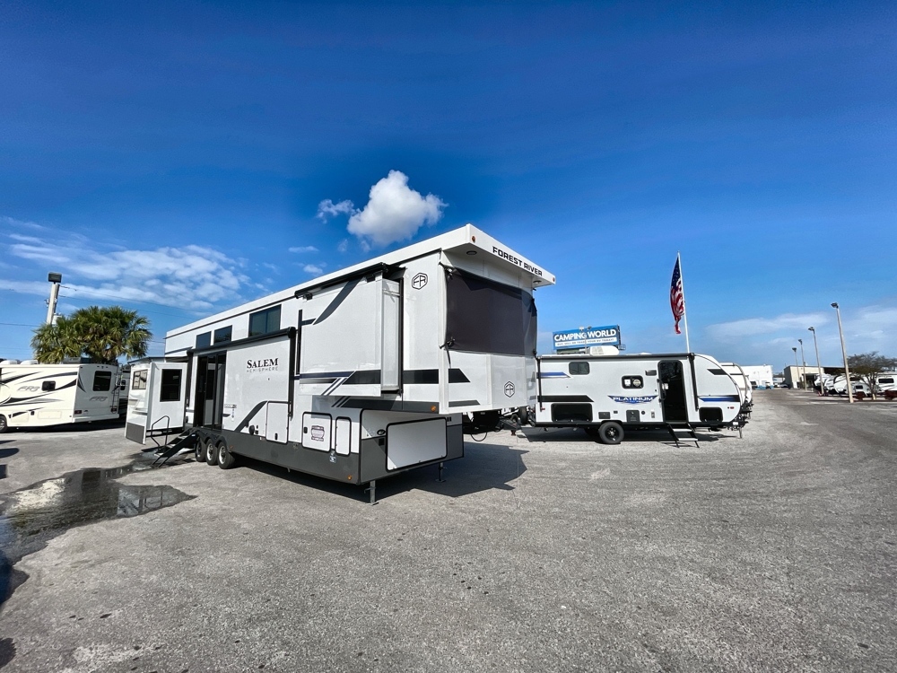 2025 Forest River Salem Hemisphere ROOST43 - Stock #2441679 | Holiday ...